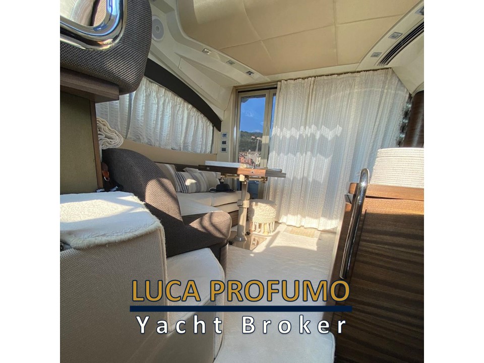 Azimut 40 S